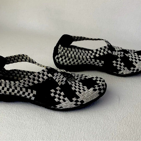 Angel Steps | Shoes | New In Box Angel Steps Black And White Weave Slip ...